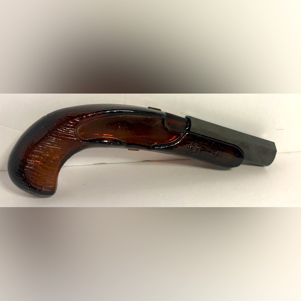 Vintage Avon Fragrance Decanter Pistol Design. Some C… - Gem